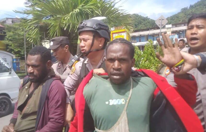 Arbitrary detention and use of force against human rights lawyer during ...